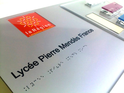 Tactile and Visual Signage (accessibility) | Oxysign